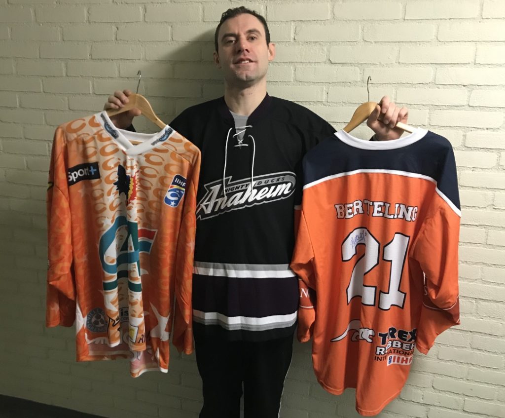 De flinke shirt verzameling van Steven de Coo uit Steenbergen